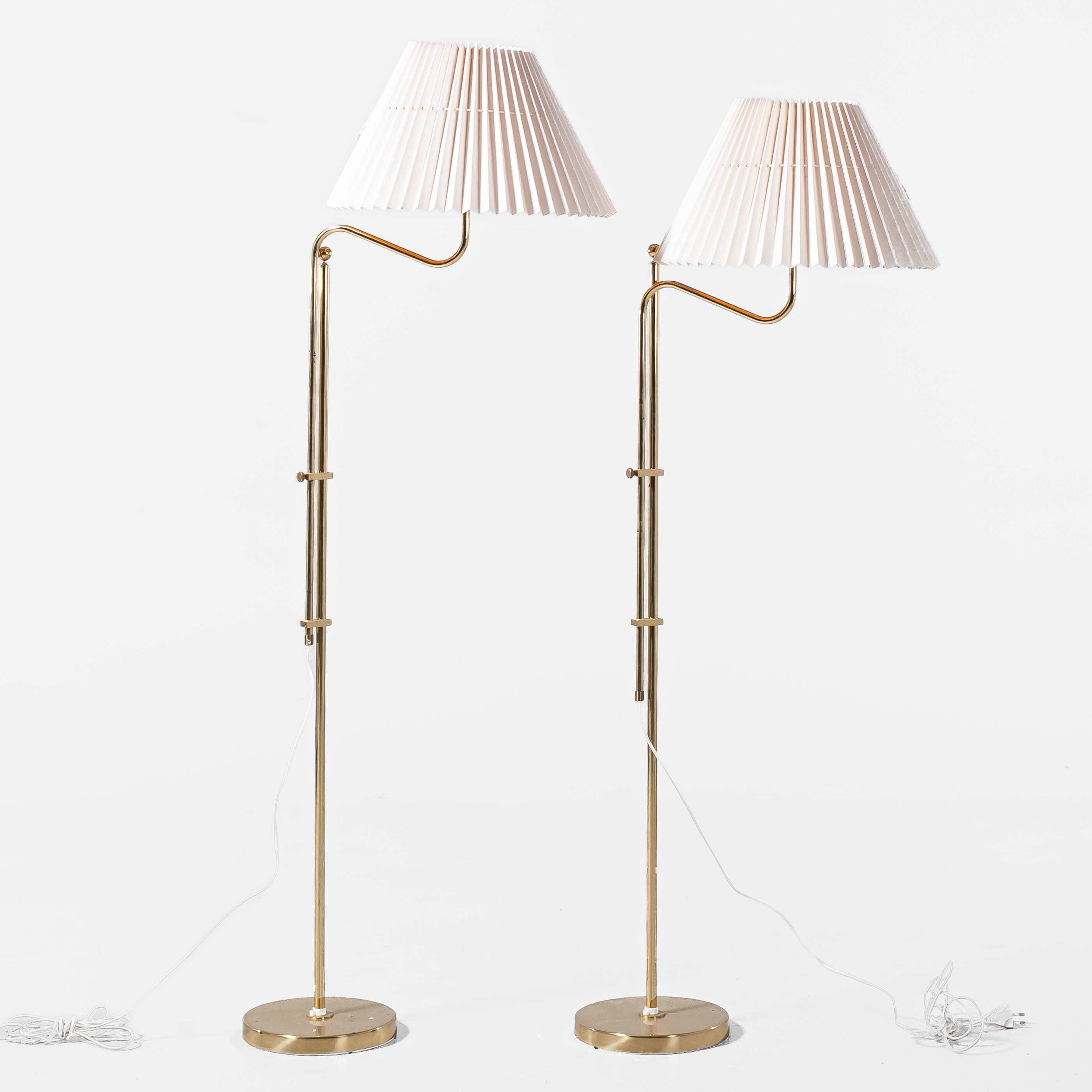 GOLVLAMPOR | Auktion